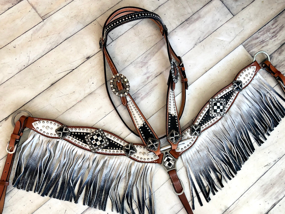 Full Size Tack Sets – Cowgirl Barn & Tack